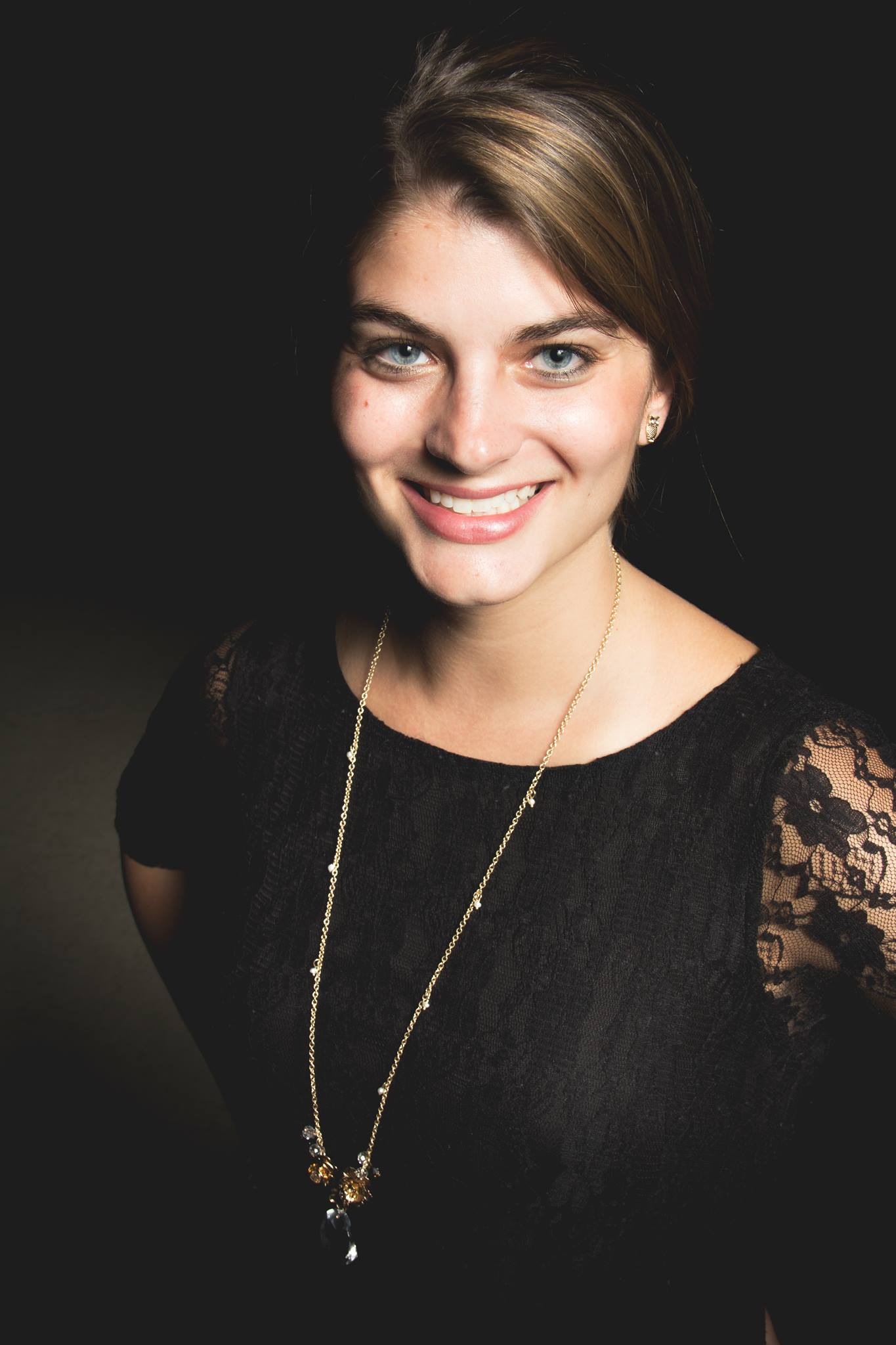 ARTIST SPOTLIGHT: Claudia Brown – Sotto Voce